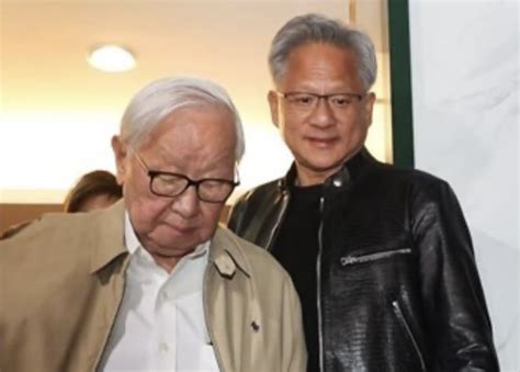 张忠谋曾力邀黄仁勋担任台积电ceo，10分钟就被拒