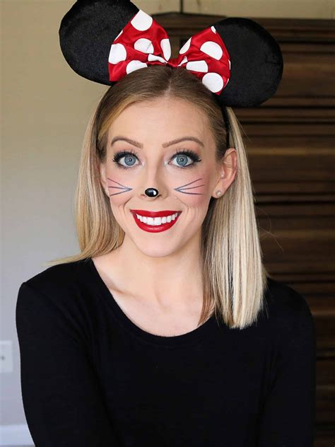 Minnie Mouse Nose Makeup