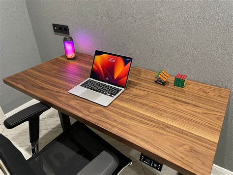 Как выбрать стол для работы стоя?