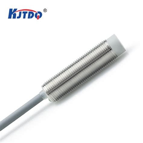 M IP Cylindrical Type Electrical Omron Inductive Proximity Sensor From China Manufacturer