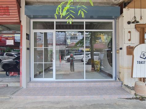 📍บริษัท กระจกบูม จำกัด 🏠 หน้าสันป่าข่อย จ เชียงใหม่ 🪟 กั้นกระจกอลูมิเนียมหน้าร้าน เพิ่มภาพลักษณ์