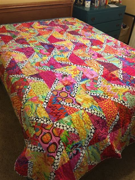 10 Algorithm Ideas Quilt Patterns Quilts Kaffe Fassett Quilts