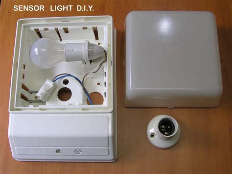 The Sensor Light Frank Bishop Inventor
