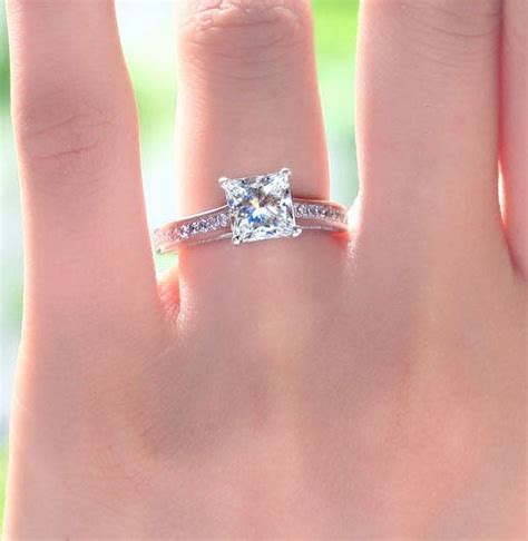 Jeenmata 175 Carat Princess Cut Moissanite Engagement Ring Bridal