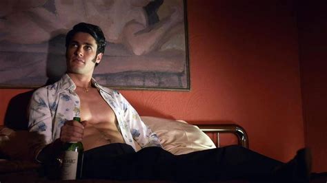 Who Is Christopher Leoni The Island Of The Famous Bio Career And Curiosities