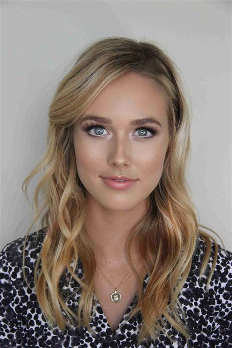 Fair Skin Blonde Hair Blue Eyes Makeup Makeup For Blonde Hair Hazel Eyes Fair Skin Wavy Haircut