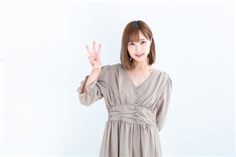 【夢占い】歯が抜ける夢の意味は？ 歯が抜けた場所や本数毎のパターン別暗示