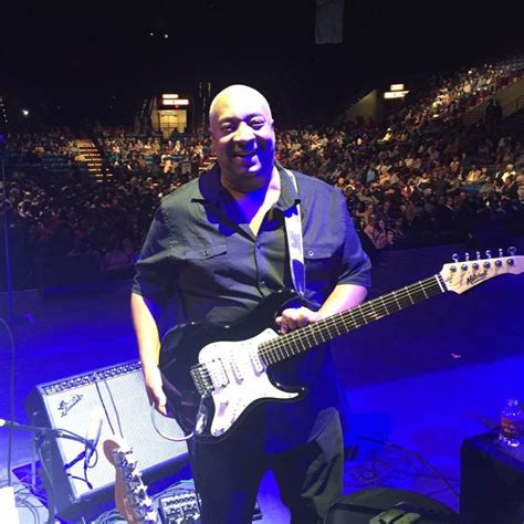 Mitchell Guitars Artists Darren Daughtry Mitchel Fulcer Mat Graham