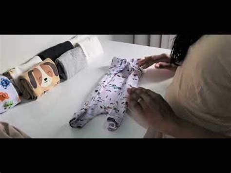 Como dobrar roupas de bebê fácil e rápido YouTube