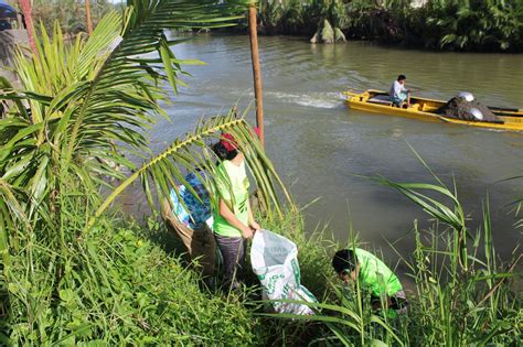 Surigao Denr Penro Surigao Del Norte Conducts Clean Up Drive At