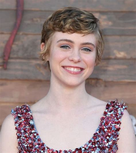 Sophia Lillis Photostream Actress Emma Stone Lillies Queen Sophia