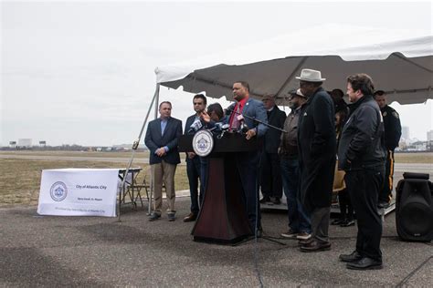 Atlantic City Approves 2 7b Development For Bader Field Airport