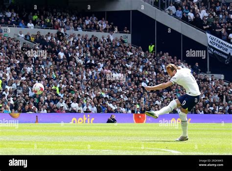 Tottenham Hotspurs Harry Kane Scores Their Sides First Goal Of The