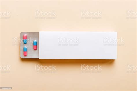 블랭크 화이트 제품 패키지 박스 모형 물집 상단보기가있는 빈 약 약물 상자 열기 0명에 대한 스톡 사진 및 기타 이미지 0명