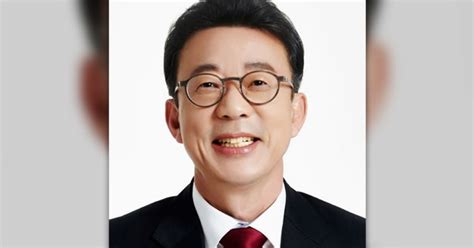신임 대통령실 정무수석에 홍철호 내정오늘 오후 발표할 듯