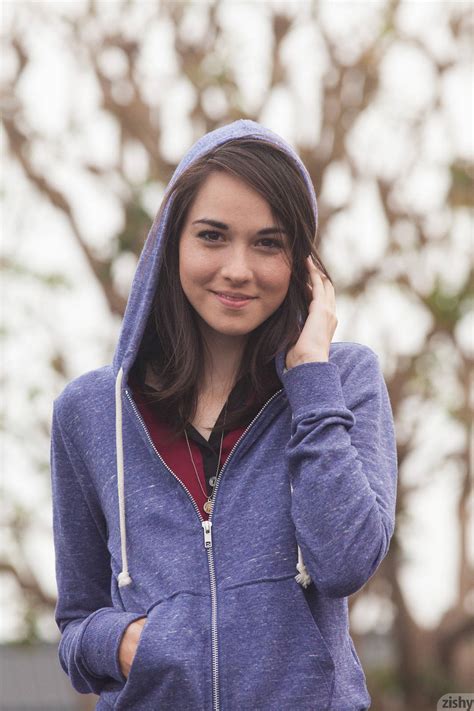 Gabrielle Klein In A Cute Hoodie Myconfinedspace