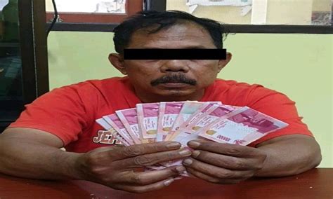 Awas Uang Palsu Berita Rembang Cyber