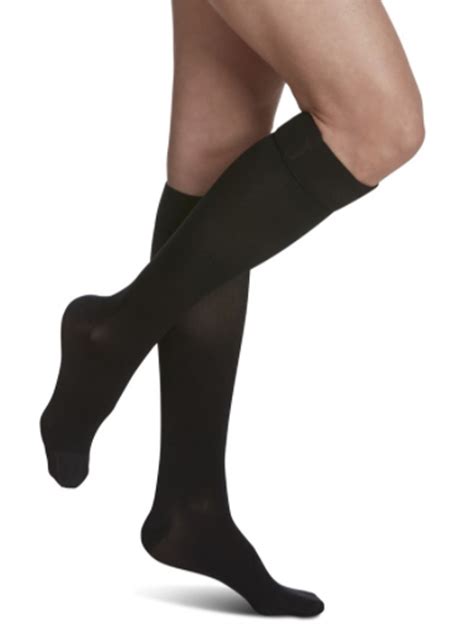 Sigvaris 862 Opaque 20 30 Mmhg Compression Knee High Womens 3 Colors