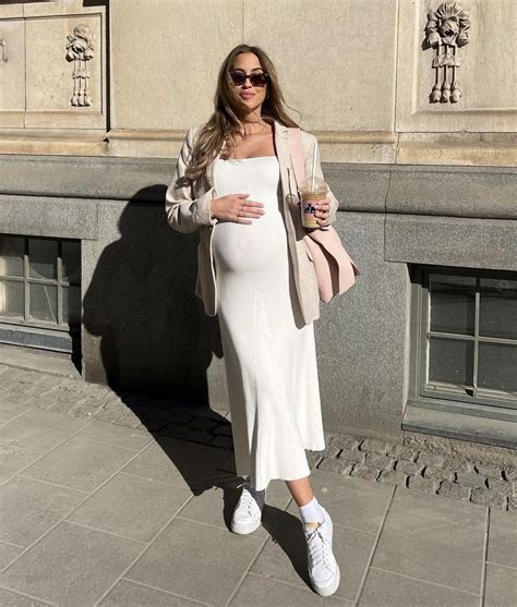 Pin By Nellie Ponce On Pregnancy Outfits Spring Maternity Outfits