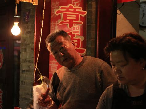 劈柴院的商贩们 王良一 站酷ZCOOL