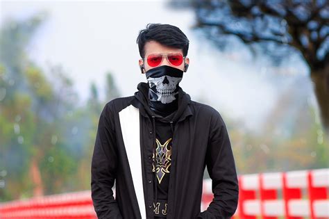 超过 1 张关于 Bandana Deseni”和 免费男孩头巾面具图像”的免费图片 Pixabay