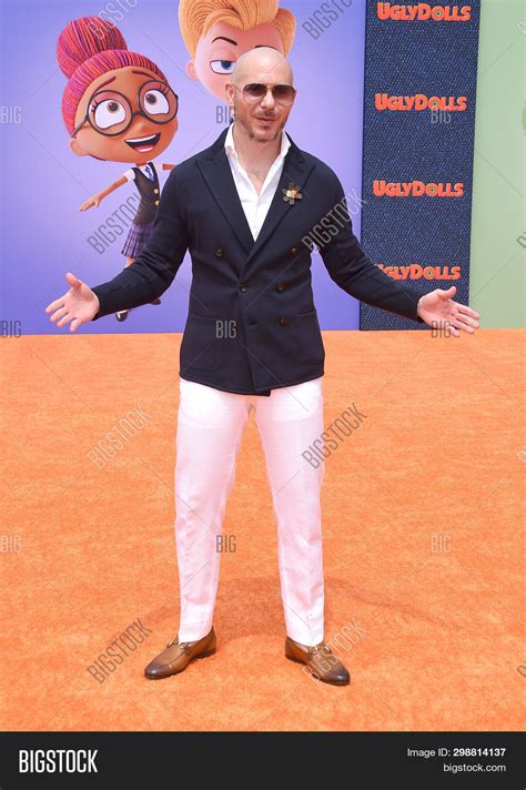 LOS ANGELES APR 27 Image Photo Free Trial Bigstock