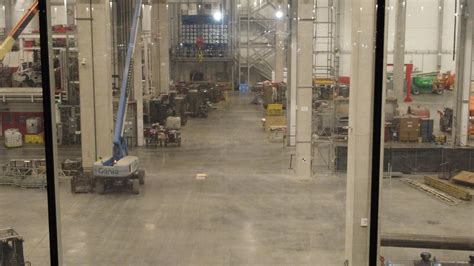 Idra 9k Giga Press Parts Spotted Inside Giga Texas Updated 11123