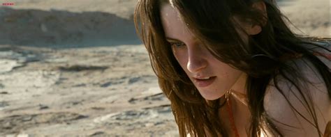 Nude Video Celebs Kristen Stewart Sexy Into The Wild