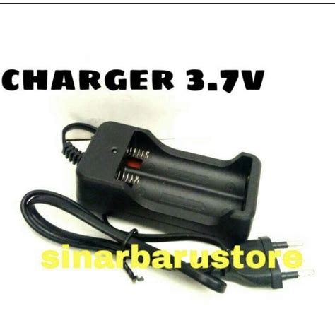 Jual Casan Charger Baterai 3 7V Isi 2 Kabel Shopee Indonesia