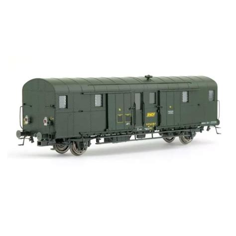 FOURGON OCEM 32 VERT HO EpIV AVEC FEUX DE FIN DE CONVOI FONCTION