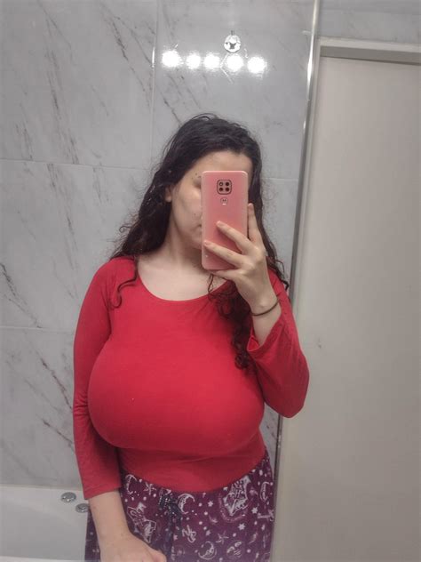 Heavy Hanging Boobs R2busty2hide