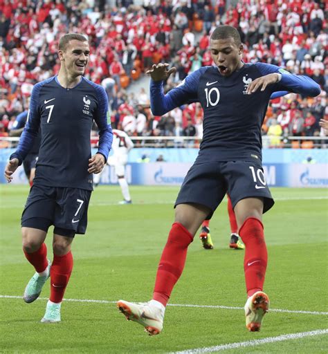 【朗報】フランス代表エムバペ、2ゴールで監督を黙らせる スポーツまにあちゃんねる