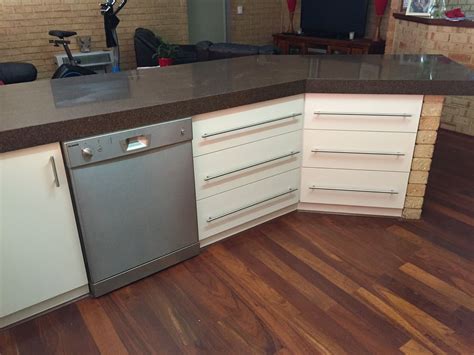 New Engineered Stone Bench Tops Laid Cabinet Impressions
