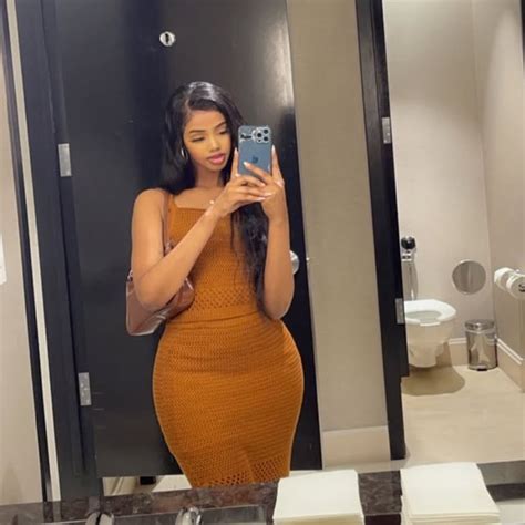 Layla The Lila On Threads