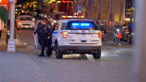 Nypd Seeks Suspects In Bronx Moped Robbery Spree