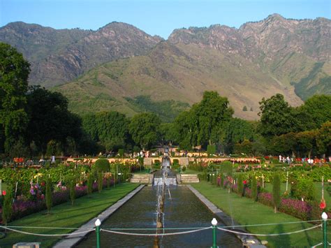 Visit The Unseen At Srinagar The Travelers World