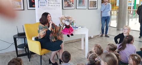 NIEZWYKŁE SPOTKANIE W SĄDECKIEJ BIBLIOTECE PUBLICZNEJ DZIECI MIŚKA Z