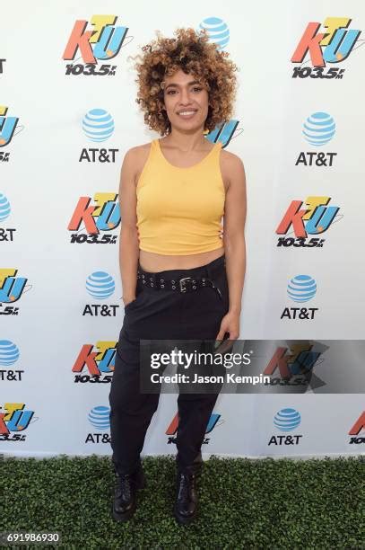 71 Starley Singer Photos And High Res Pictures Getty Images