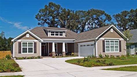 Vinyl Siding Vs Fiber Cement Siding American Roofing And Construction