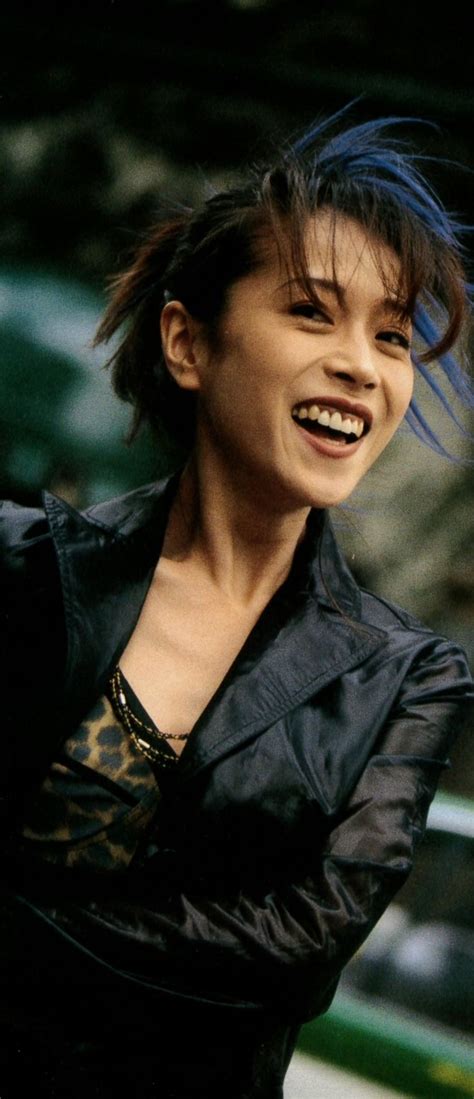 Pin On Akina Japanese Pop Culture Singer Concert