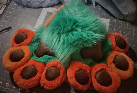 Premade Puffy Perry Paws Etsy