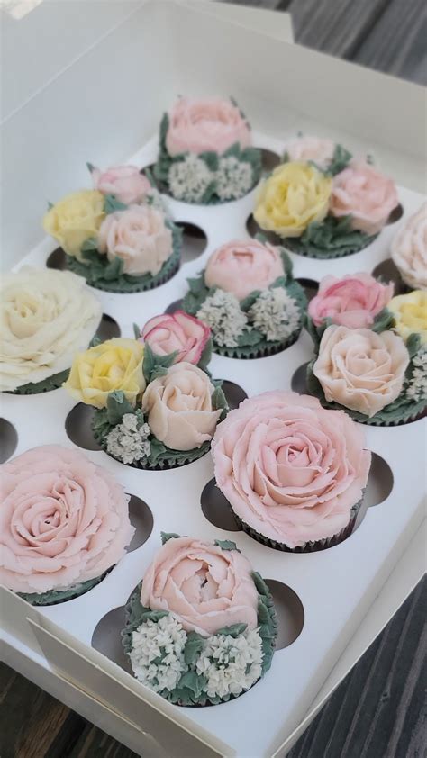 Buttercream Floral Cupcakes Livermore Squares