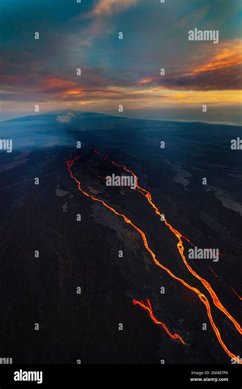 Mauna Loa Eruption Island Of Hawaii Stock Photo Alamy