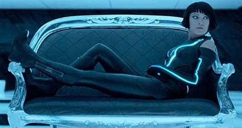 Ma Critique De Tron Legacy Cest Tout Simplement Super Joli Le Moment M