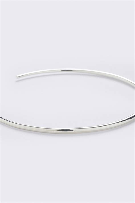 Tessa Solid Choker Unison Label