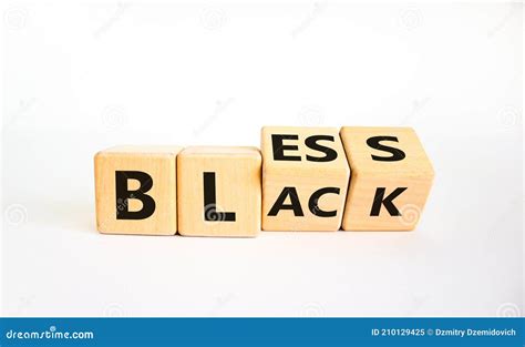 Símbolo Negro De Bendición Convirtió Un Cubo Y Cambió La Palabra Negro
