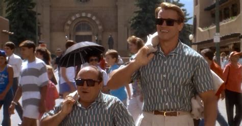 Arnold Schwarzenegger Confirms A Twins Sequel Starring Danny Devito