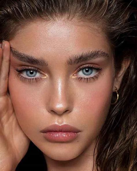 مدل ابرو دخترانه زیباترین مدل ابروهای دخترانه سال 1403 را اینجا