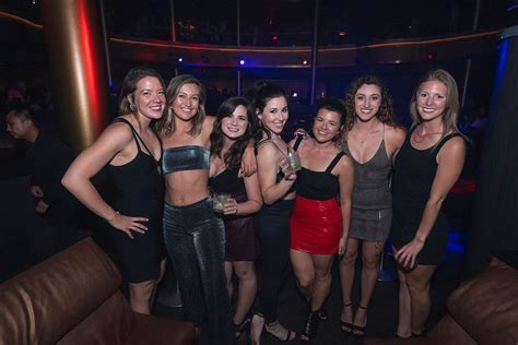Gaslamp Quarter Downtown San Diego Dining Events Shopping And More
