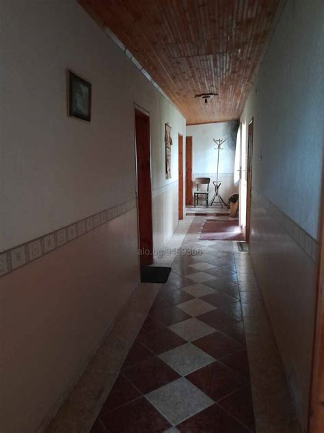 Къща в село Върбово Двуетажна къща 260 кв м РЗП 460 кв м двор Къщи